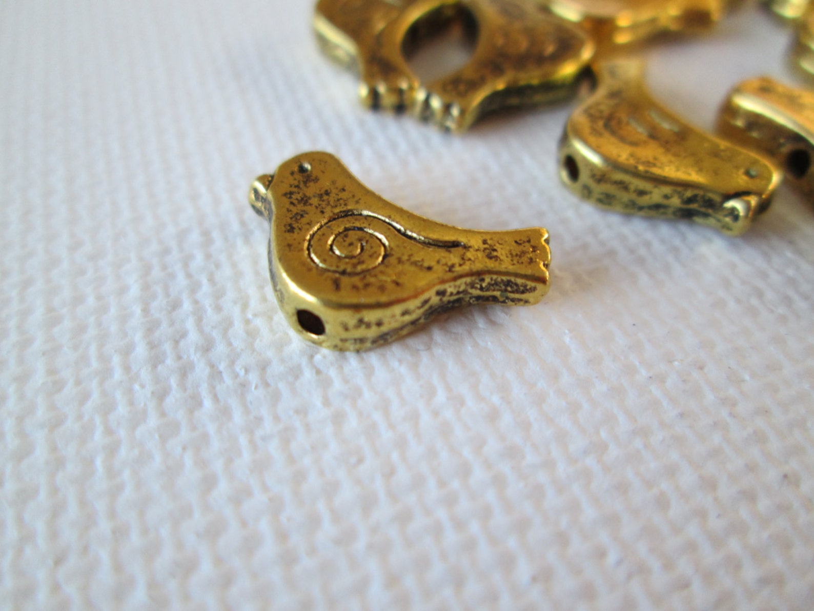 Bird Beads, Gold Bird Beads, 10pcs Antique Gold Toned Bird Charms, 15mm ...