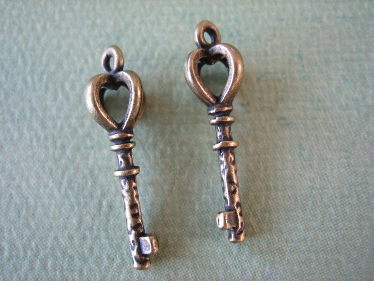 Key Pendant Mini Keys Key Charms 2 Pcs Antique Bronze Keys - Etsy