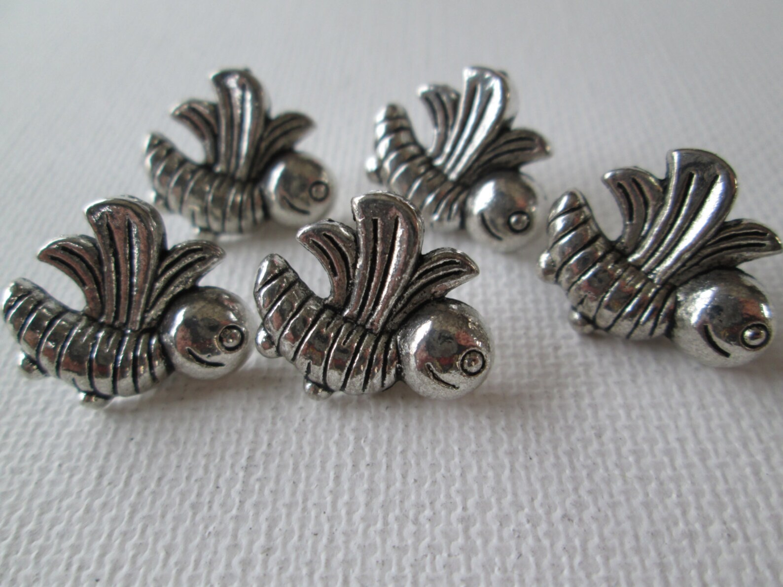 Bee Charms Silver Bees Bee Pendant 18x15mm Bead ZARDENIA - Etsy