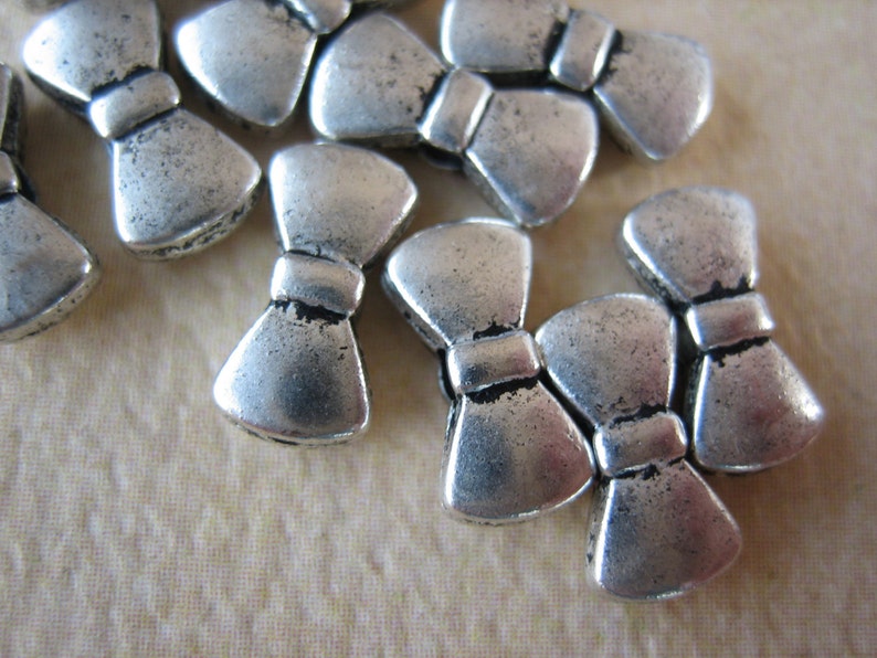 Bow Beads, Silver Bows, Mini Bow Beads, Antique Silver Metal Bow, 9x4mm ...
