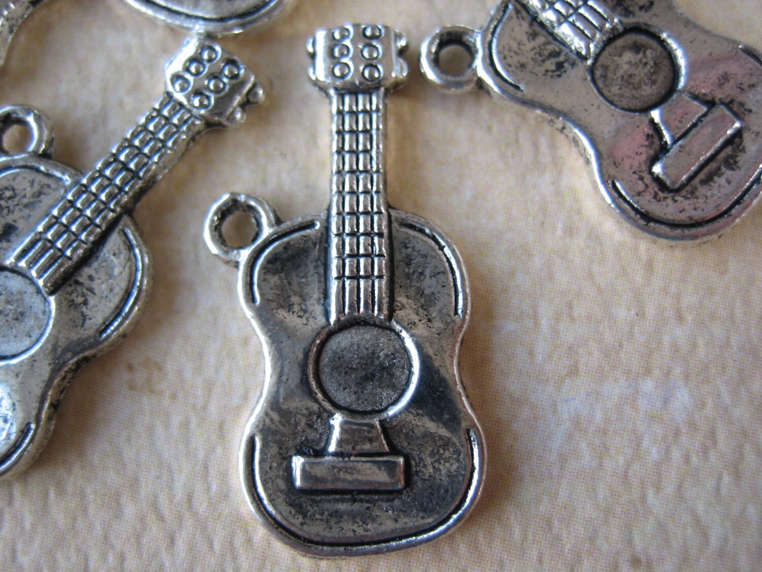 Banjo Pendants, Silver Banjos, Music Charms, 24x10mm, 5 Pieces, Charms ...