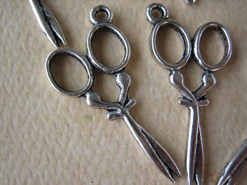 Small Scissor Charms, Silver Scissors, 10pcs 25x12mm Scissor Pendants ...