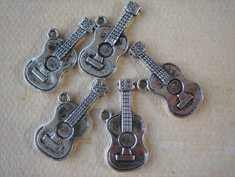 Banjo Pendants, Silver Banjos, Music Charms, 24x10mm, 5 Pieces, Charms ...