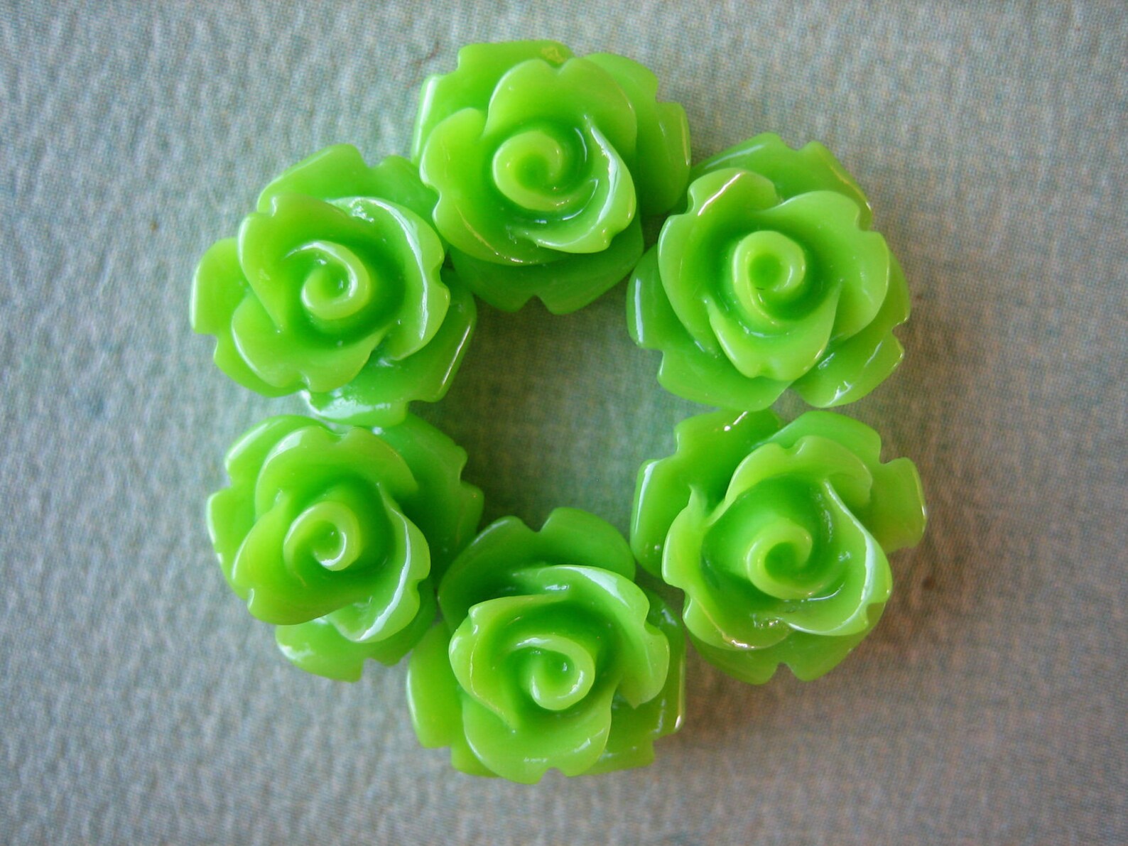 Green Mini Roses, 6pcs Mini Rose Flower Cabochons, 10mm Resin Green ...