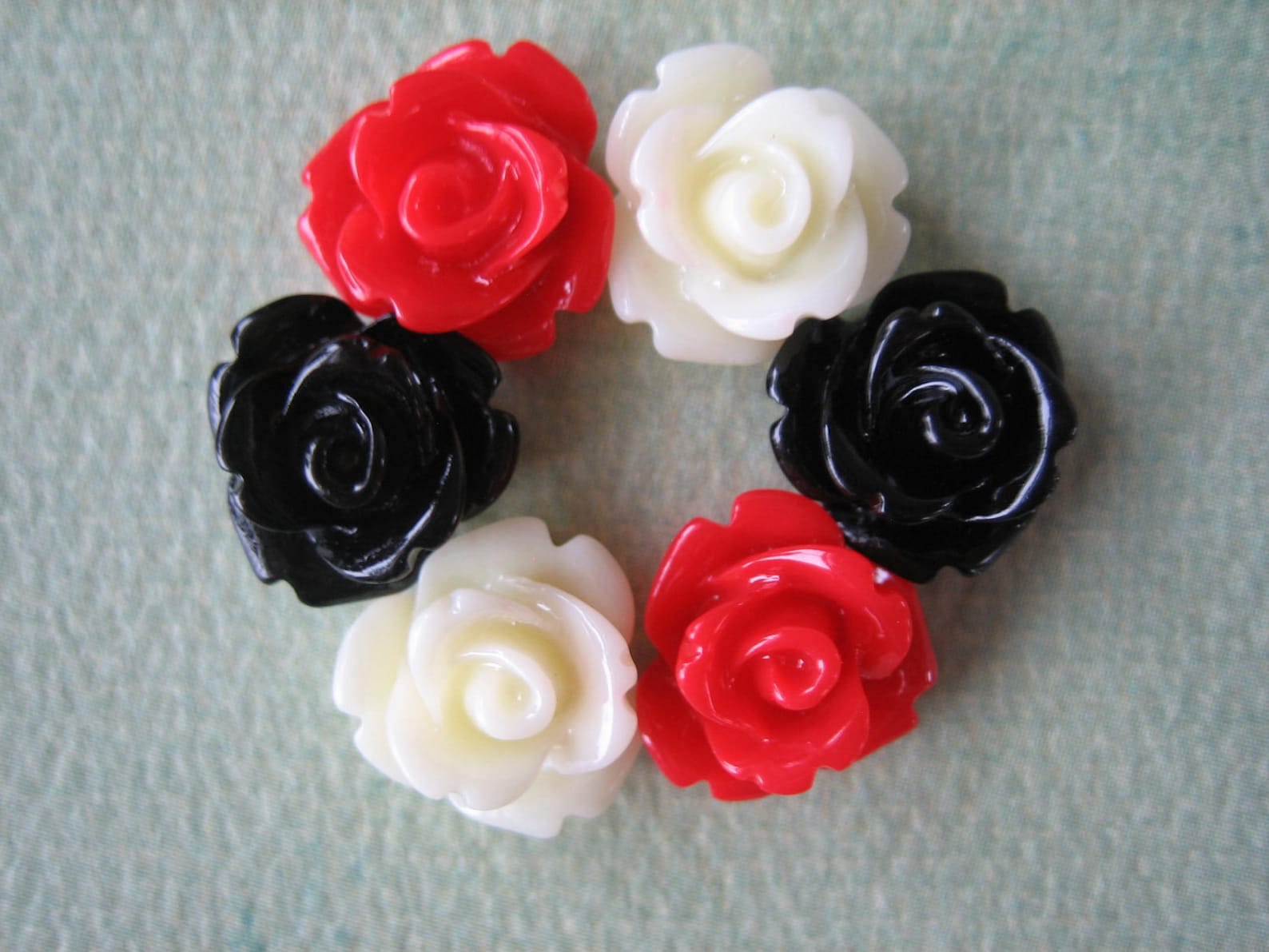 Red Roses, 6PCS Mini Rose Flower Cabochons, 10mm Resin Rose Cabochons ...
