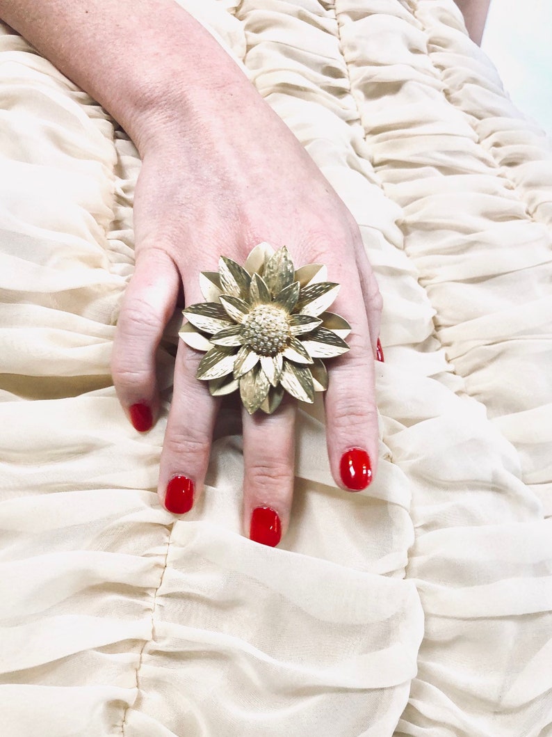 The SIAN Ring Wedding Flower Vintage Style Ring Flower Ring Statement Ring Fashion Ring ...