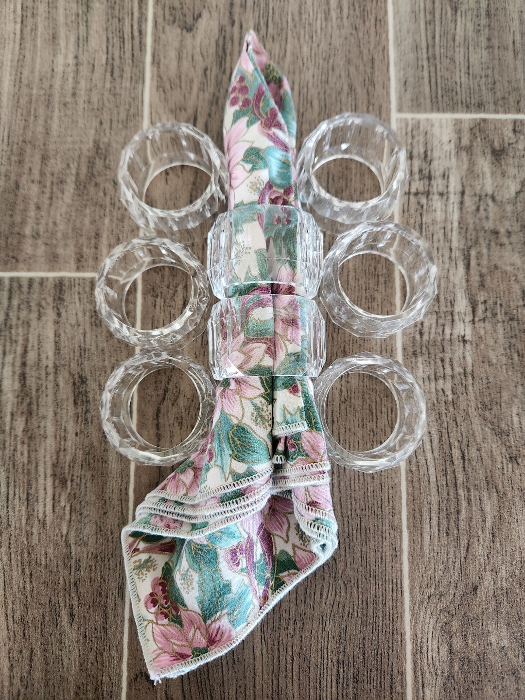 Vintage Clear Acrylic Napkin Rings | Set of 8 Clear Napkin Rings - Etsy