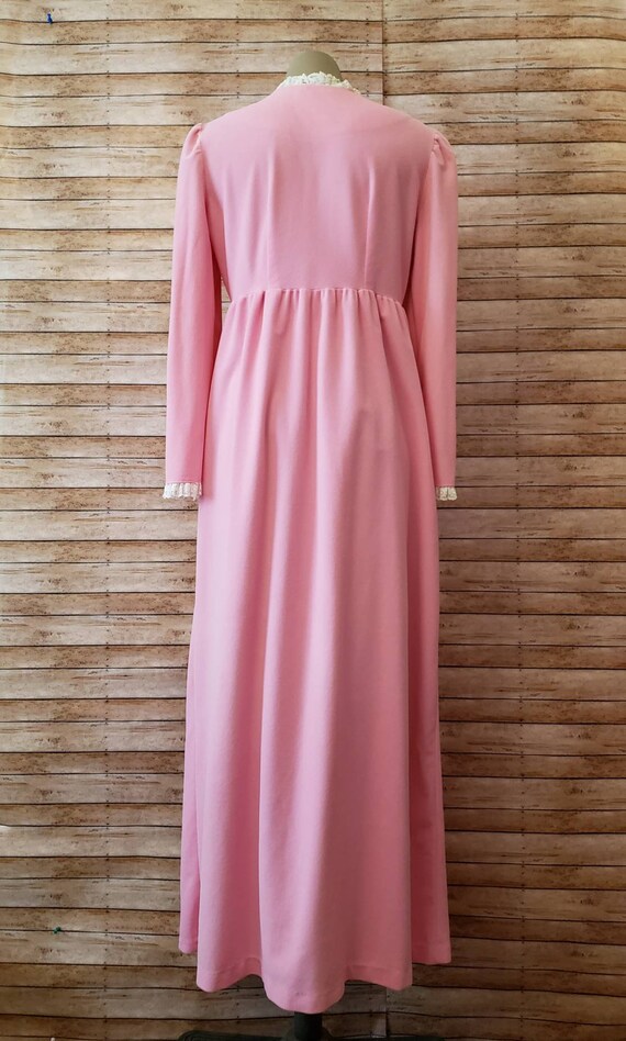 Vintage 1960s Pink Velour Robe With Ribbon Trim by Se… - Gem