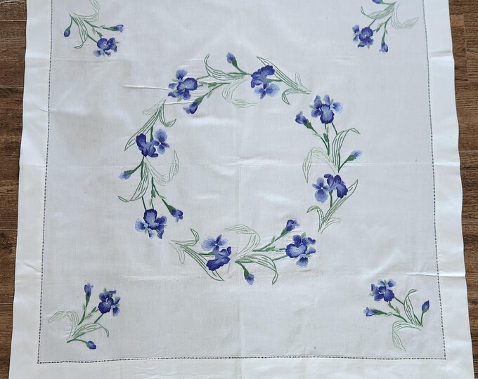 Vintage German Cotton Tablecloth With Embroidered Irises | 35" Square ...
