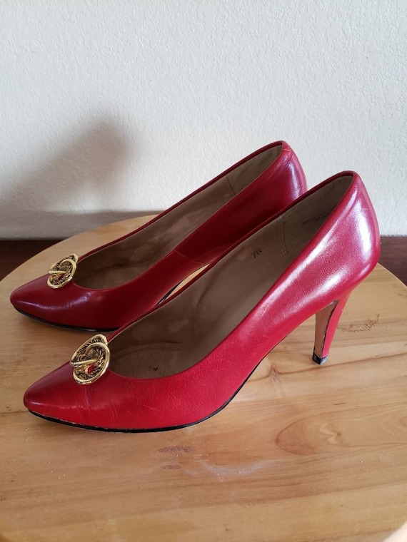 80s red pumps - Gem