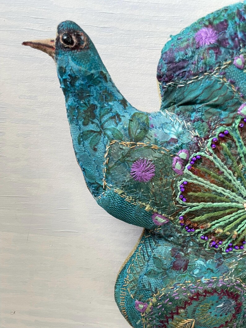 Hand-embroidered Bird Wall Sculpture, Textile Art by Daria Sikora - Etsy
