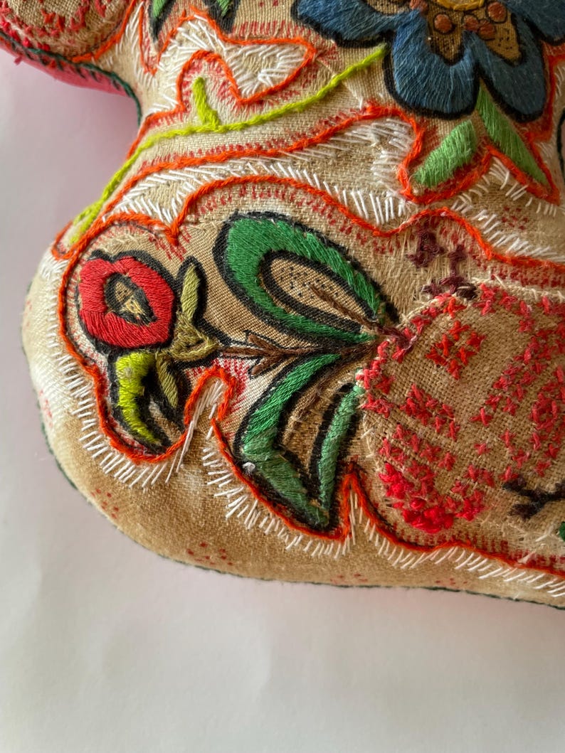 Hand-embroidered Bird Wall Sculpture, Textile Art by Daria Sikora ...