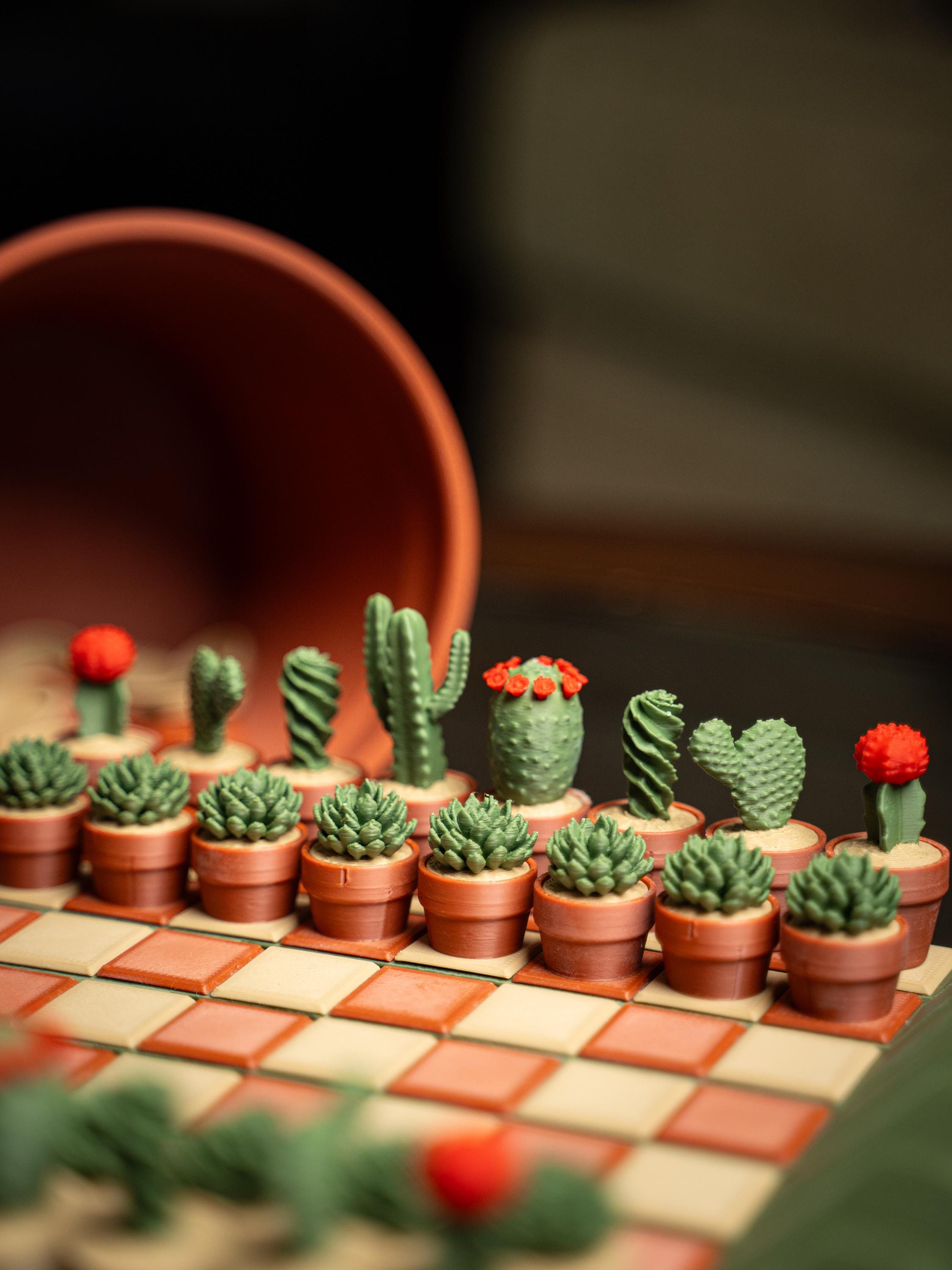 Cactus Chess Set – Succulent Chess Board in Pot | Unique Chess Pieces ...