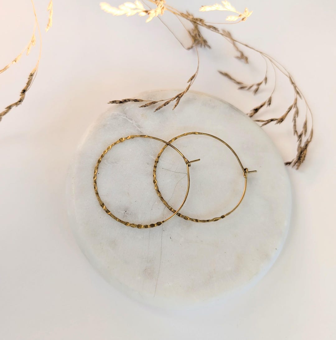 Gold Minimalist Hoop Earrings//hammered Brass Hoop Earrings//thin Hoop ...