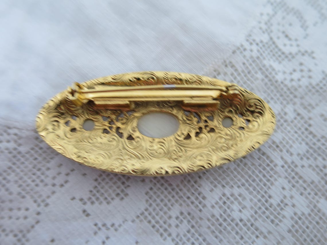Victorian Oval Brooch 1928 Jewelry Company Black Gold Brooch | Etsy
