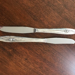1956 Tulip Silver Plate 2 Grille Knives International Silver "tulip ...