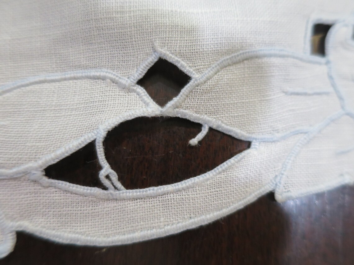 White Linen Cutwork Doily Blue Machine Embroidery Flower - Etsy