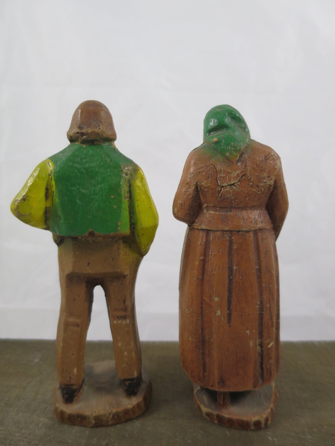 Syroco Figurines Old Man Old Woman Wood Resin Country Rustic Antique ...