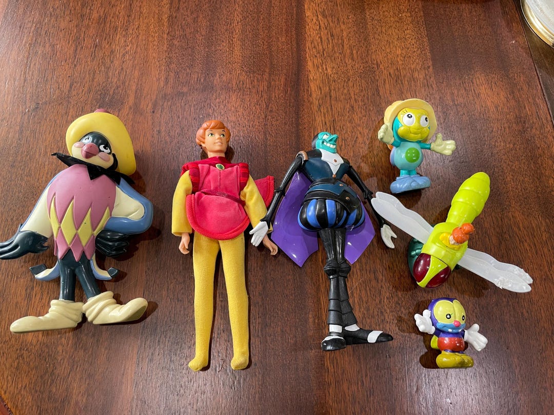 Don Bluth Thumbelina Cartoon Figures Movie Characters Jacquimo Berkeley ...