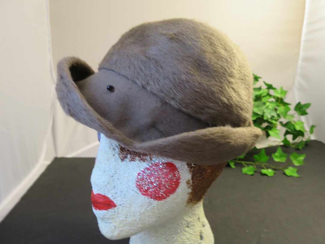 Taupe Plush Capulet Hat Vintage 1950s Folded Brim Designer Label ...