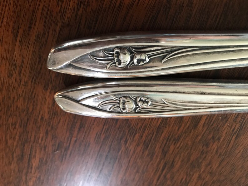 1956 Tulip Silver Plate 2 Grille Knives International Silver "tulip ...