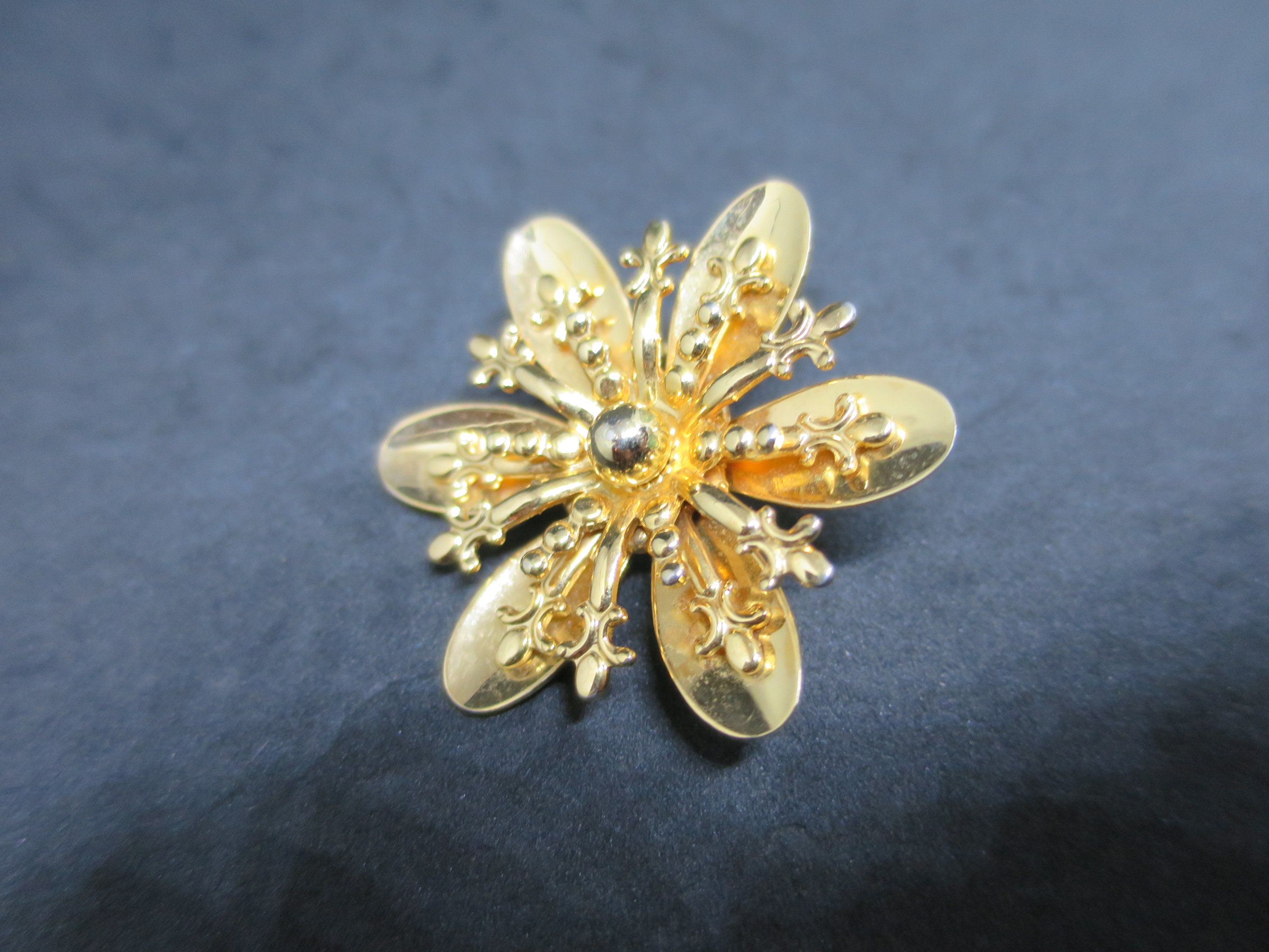 Gold Snowflake Brooch Snow Crystal Winter Brooch Polished - Etsy UK