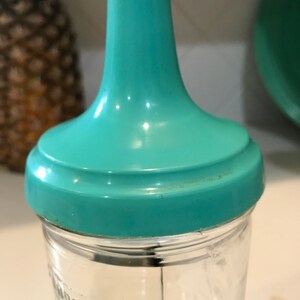 Nut Chopper 2 Cup Glass Bottom W/ Measurements Marked Turquoise Plastic ...