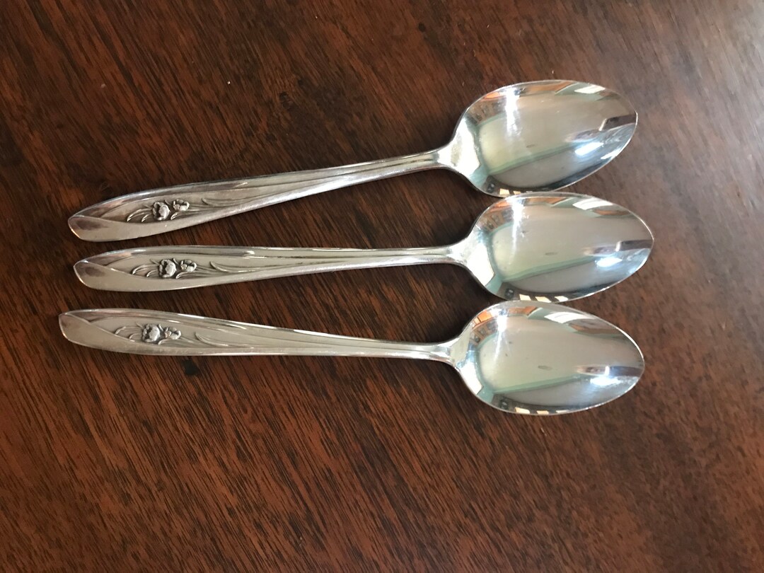 1956 Tulip Silver Plate 3 Teaspoons International Silver tulip Flower ...