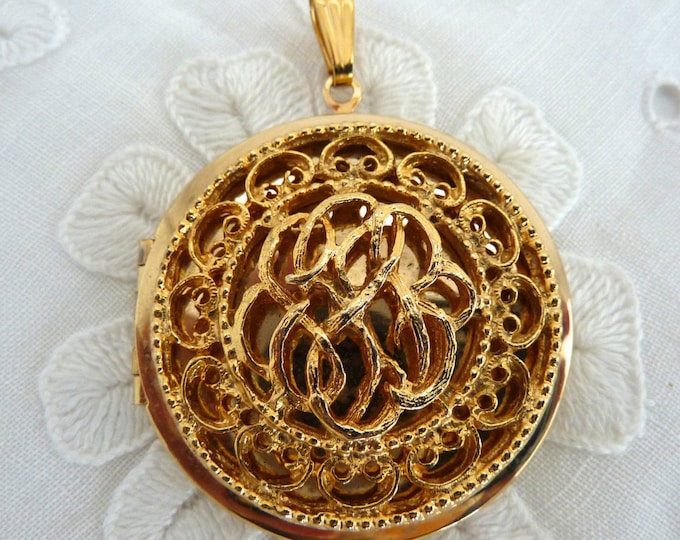 Vintage Gold Filigree Locket Pendant Victorian Revival Open Scrollwork ...
