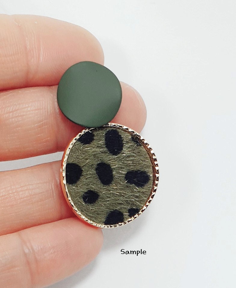 2PCS,PCG-452, Leopard Hair Printed Curved Circle Pendant, Charm, 3 ...