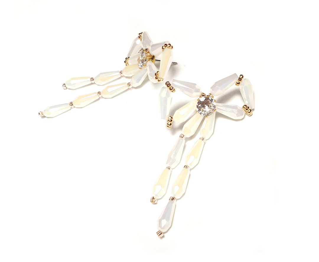 2PCS, EPG-950, 25mm Glass Daisy Stud Earring-white - Etsy