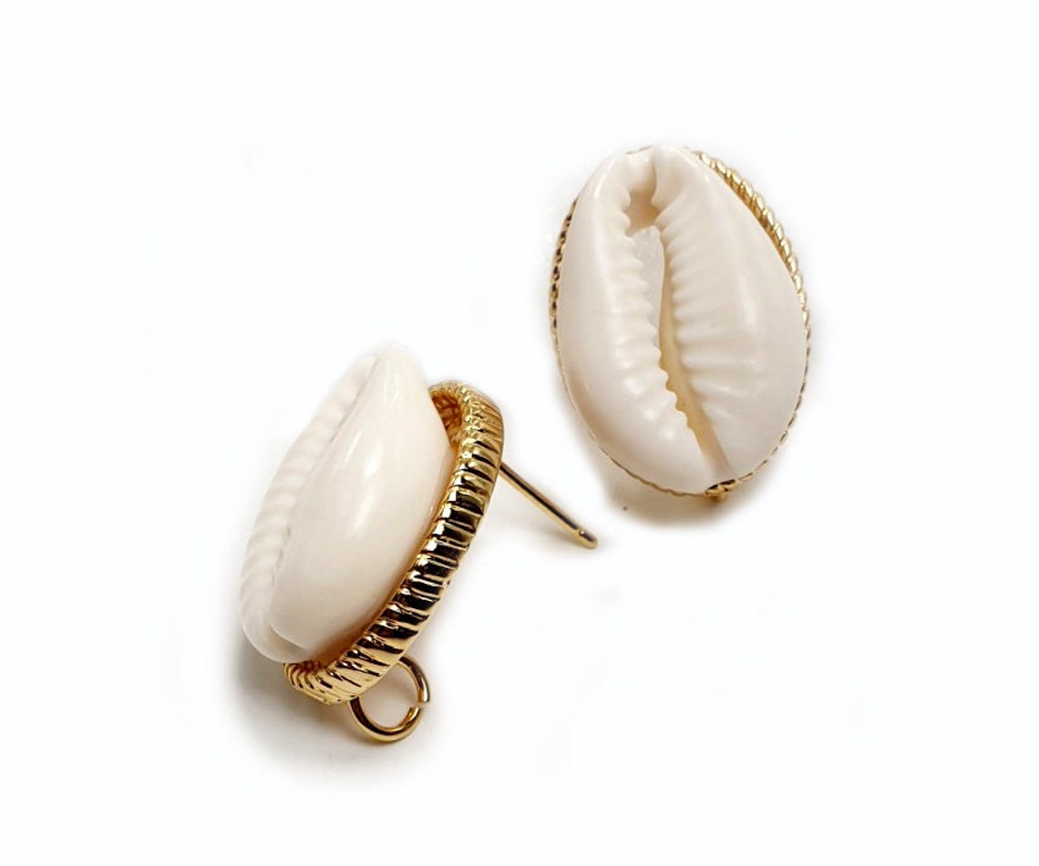 2PCSGSP-128 20mm Natural Cowrie Shell Post Earring Stud - Etsy