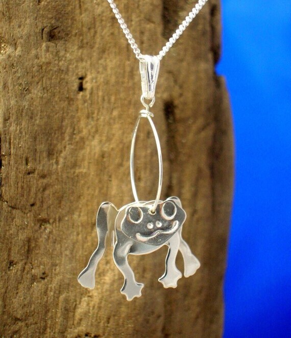 Silver Frog Pendant Frog Necklace Frog Jewellery 3D Frog Pendant Handmade Wildlife Jewellery Frog Gift Animal Jewellery Frogs