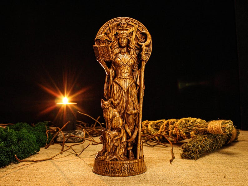 Aradia Statue, Goddess of Witches, Wiccan Goddess Statue, Queen of ...
