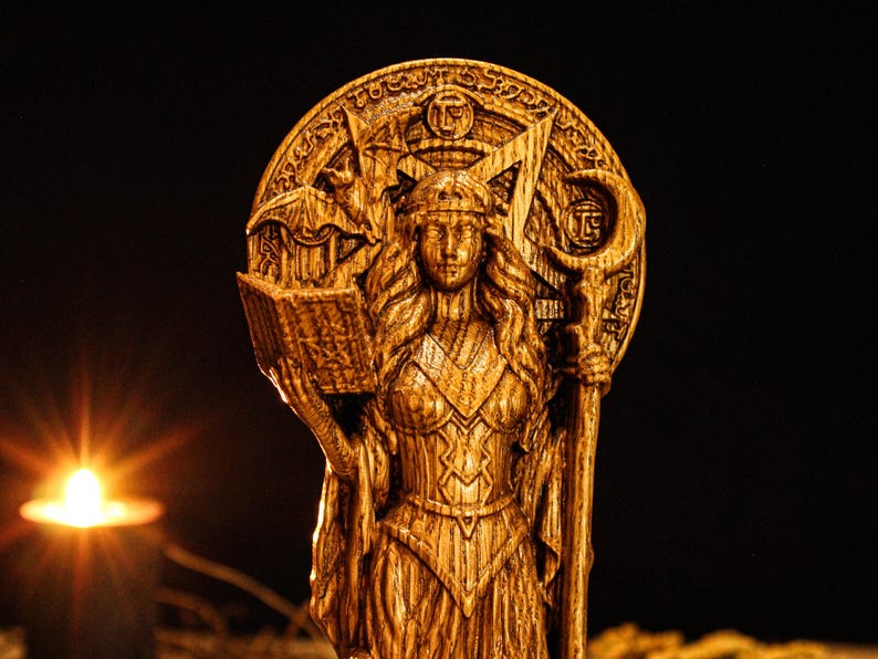 Aradia Statue, Goddess of Witches, Wiccan Goddess Statue, Queen of ...