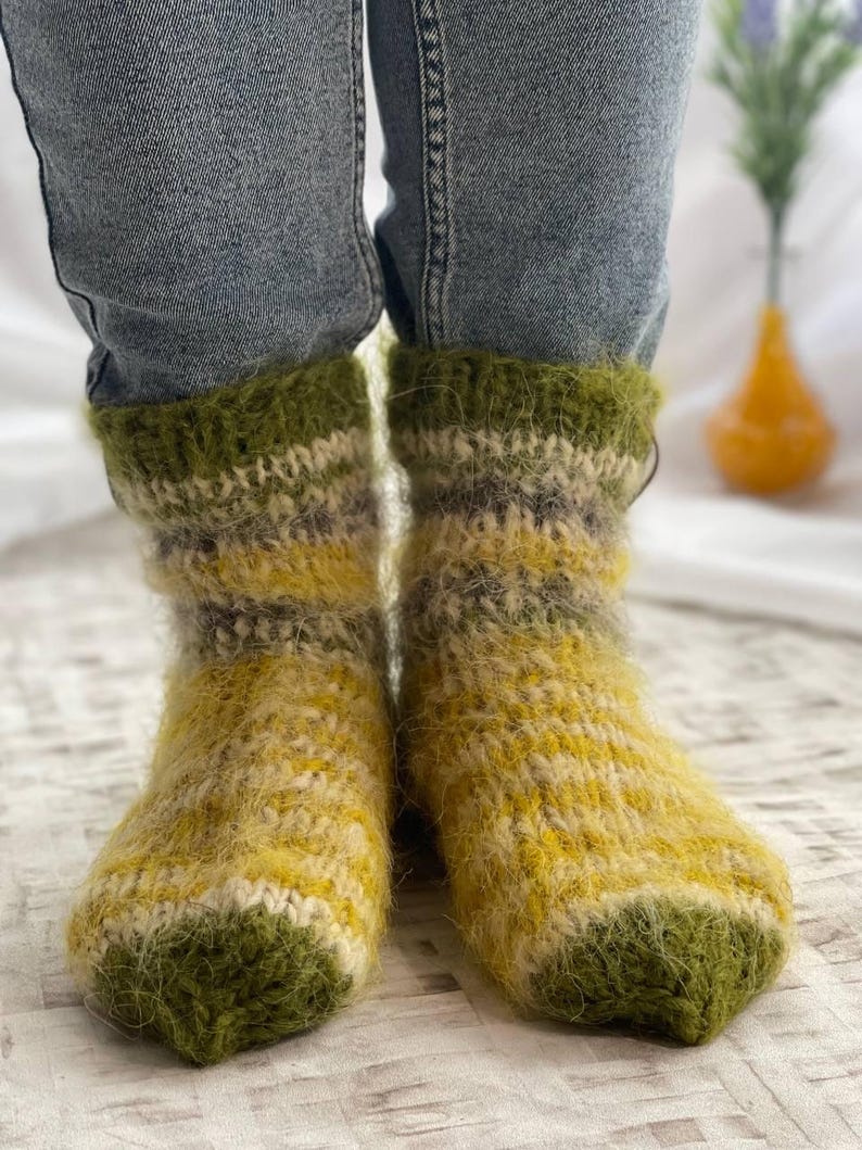 Wool Socks Sizes: 5–15 Dark Handmade Knitted Wool Slipper Socks Thick ...