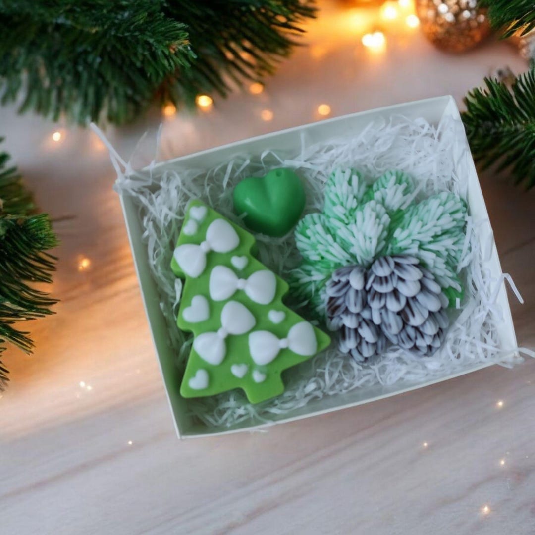 Christmas Soap Set Tree Pine Cone Soap Holiday Favor - Etsy
