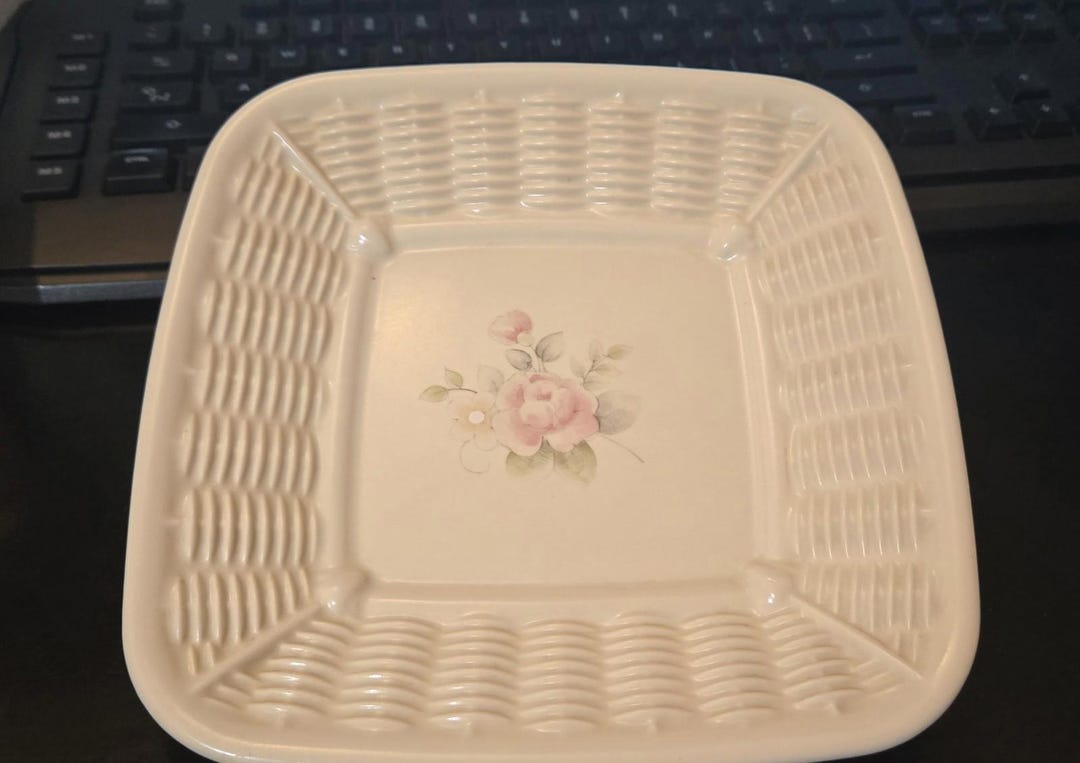 Trinket Dish: Vintage Pfaltzgraff Tea Rose Pattern Basket Weave 7" by 7 ...