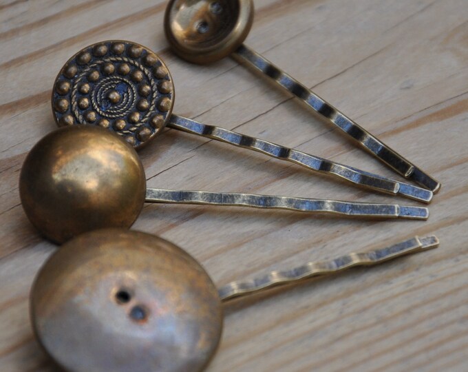 A Touch of Vintage A Set of 4 Fabulous Vintage Buttons Hair - Etsy