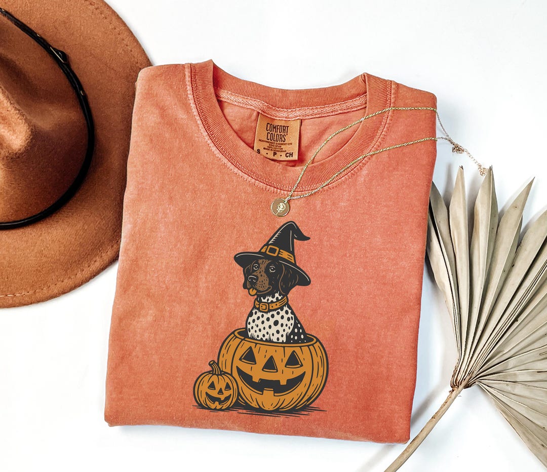 Comfort Colors® Halloween Shorthaired Pointer Shirt, Retro Fall Spooky ...