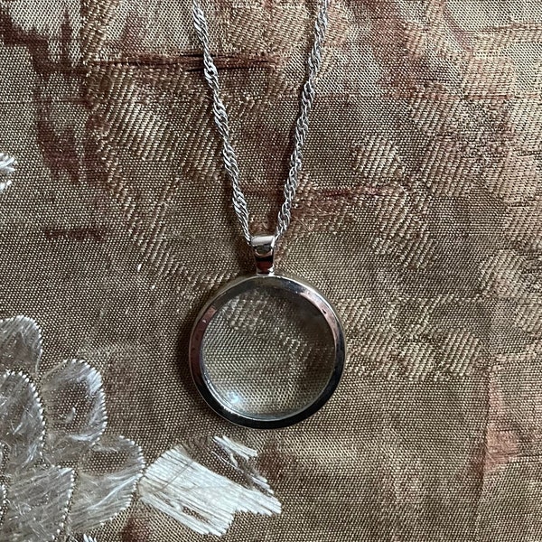 Magnifier Necklace - Etsy