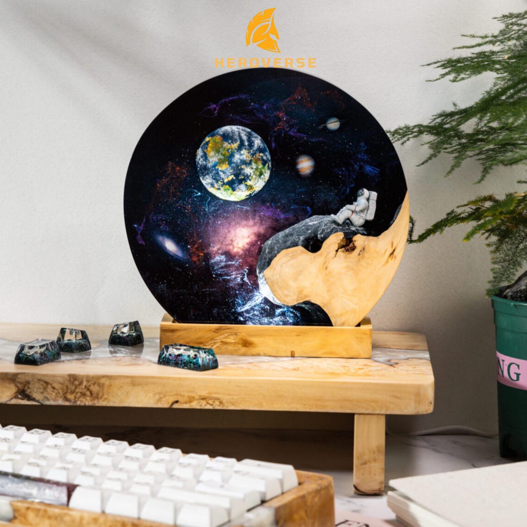 Diorama Space Epoxy Wood Lamp, Universe Lamp, Galaxy Night Light ...