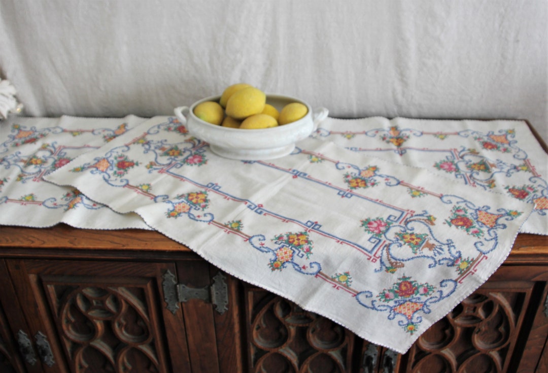 2 Vintage Hand Embroidered Cross Stitch Linen Table Runners - Etsy