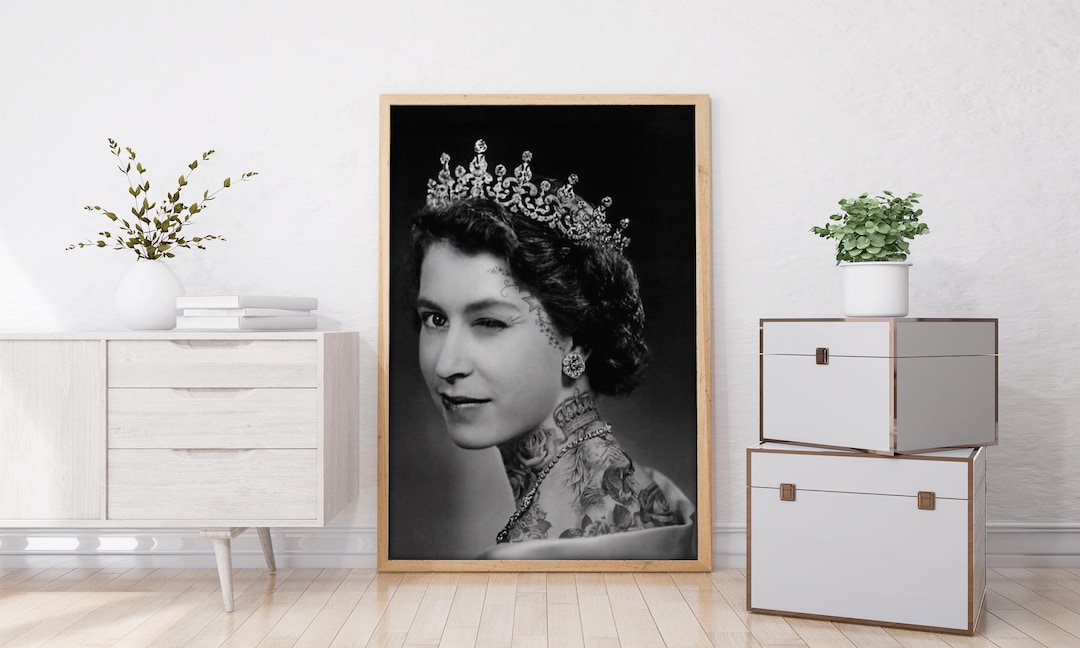 Wooden Framed Punk Queen | Queen Elizabeth | Home Decor | Wall Art ...