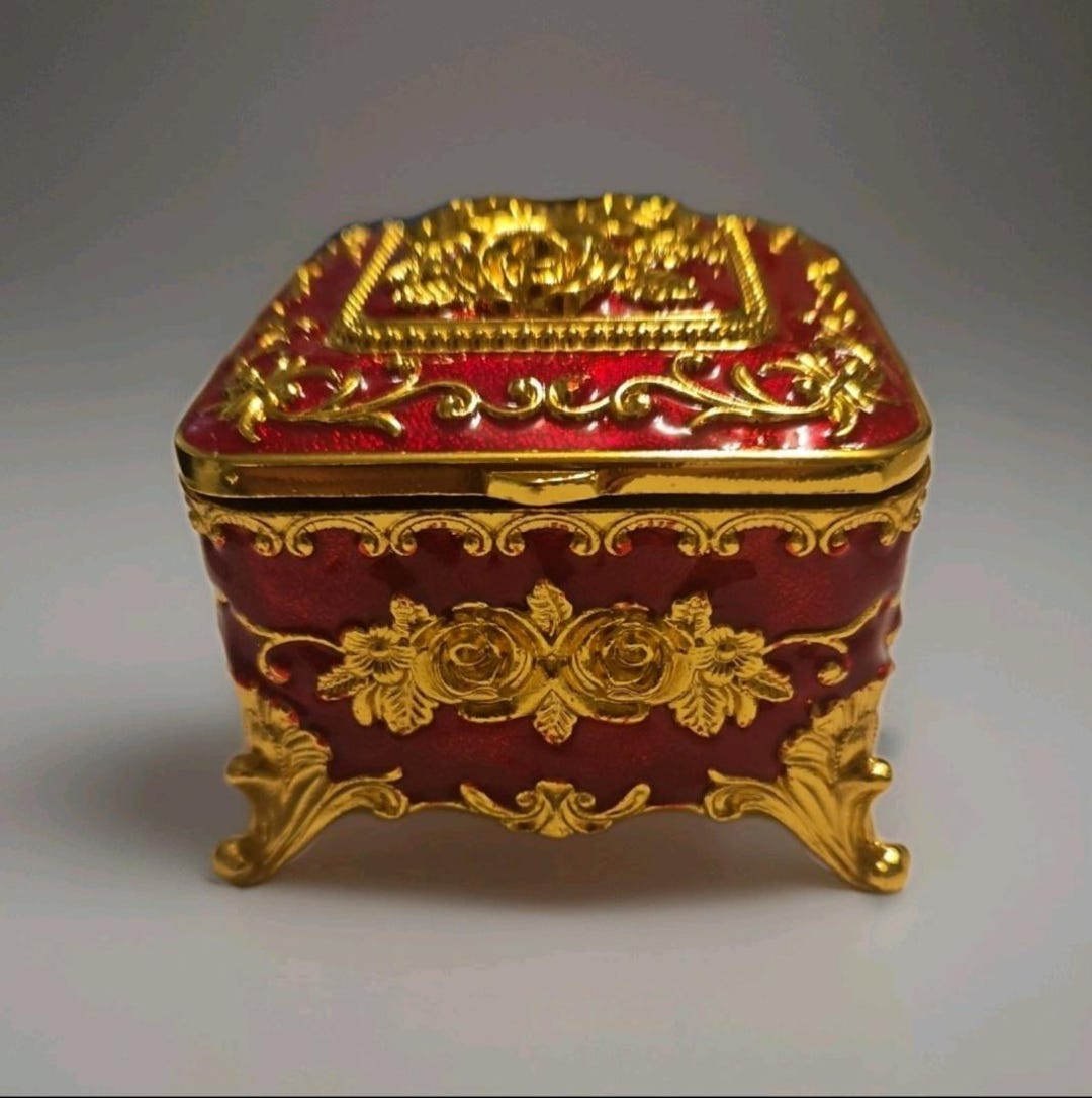 Small Ornate French Vintage Style Jewellery Box. - Etsy