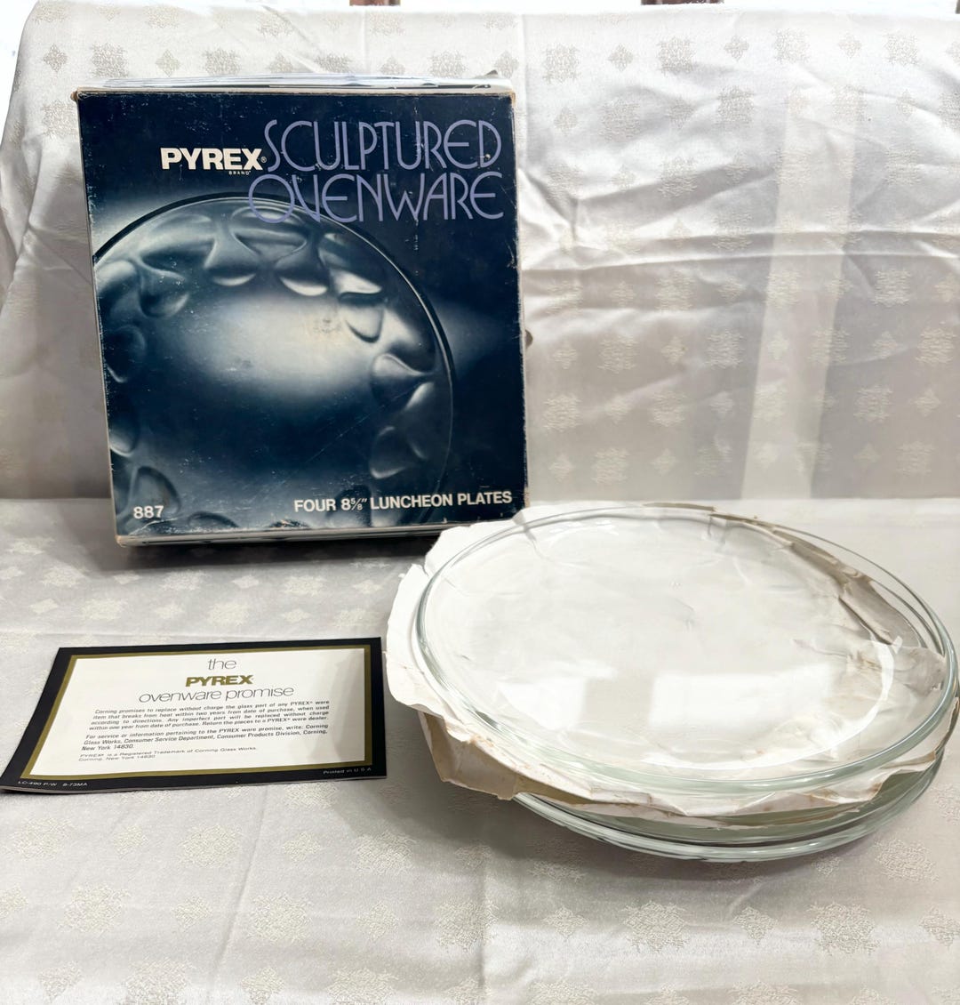 Pyrex Sculptured Ovenware Plates Glass Dimple Rim Salad Set of 4 ...