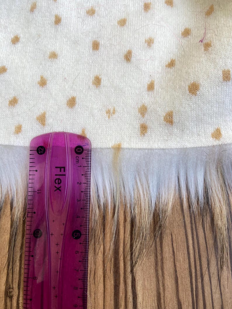 NEW Shaggy Faux Fur Fabric, Ultra Soft Long Pile Fabric Square, Sold by ...