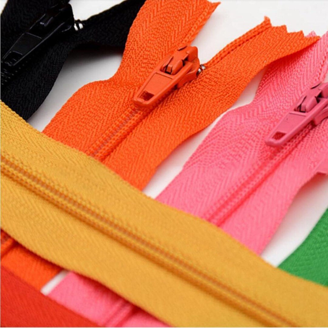 Set of 20 Colorful Nylon Coil Zippers – Bright and Durable Zippers for ...
