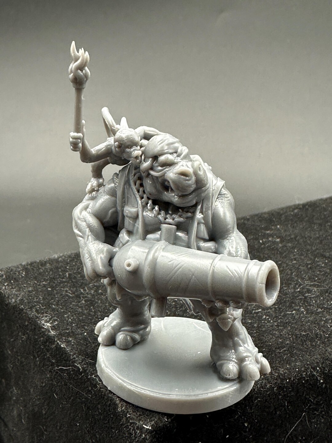 Giff With Monkey Miniature: 32mm Resin NPC for Dnd, TTRPG - Etsy