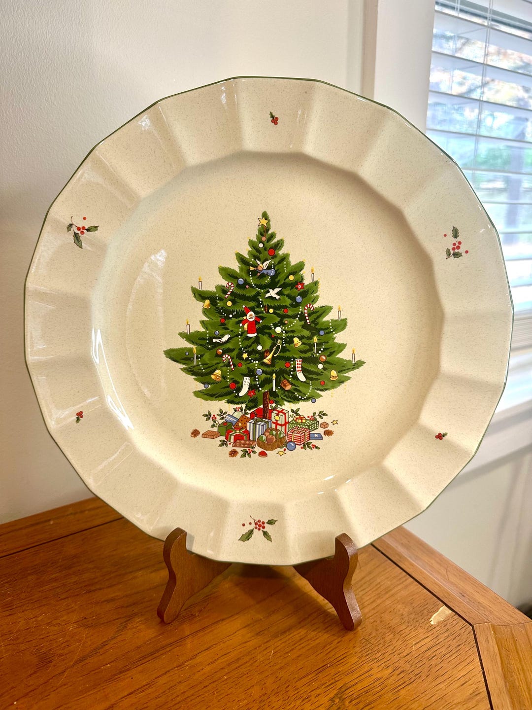 Vintage Studio Nova Holiday Season Dinner Plate or Chop Plate/platter ...